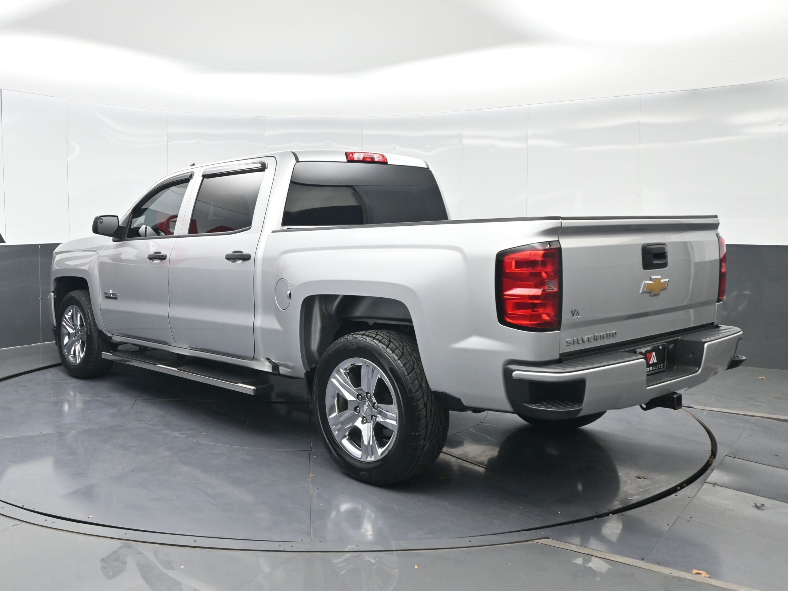 2018 Chevrolet Silverado 1500 Custom - Vamos Auto